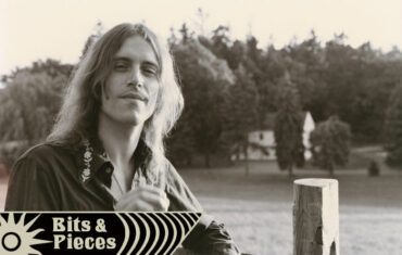 Neal Casal – No One Above You (The Early Years 1991-1998) – Raven Sings The Blues